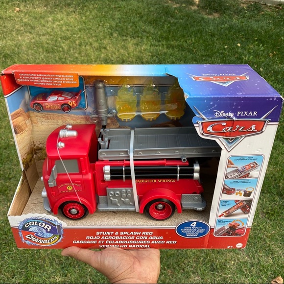 Mattel | Toys | Disney Cars Stunt N Splash Playset Color Changer ...